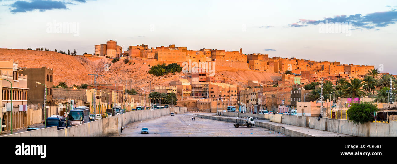 Ghardaia hi-res stock photography and images - Alamy