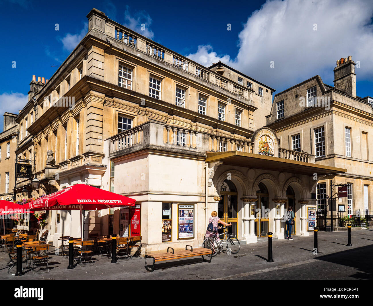Bath Theatre Royal Bath - a prime example of Georgian theatre ...
