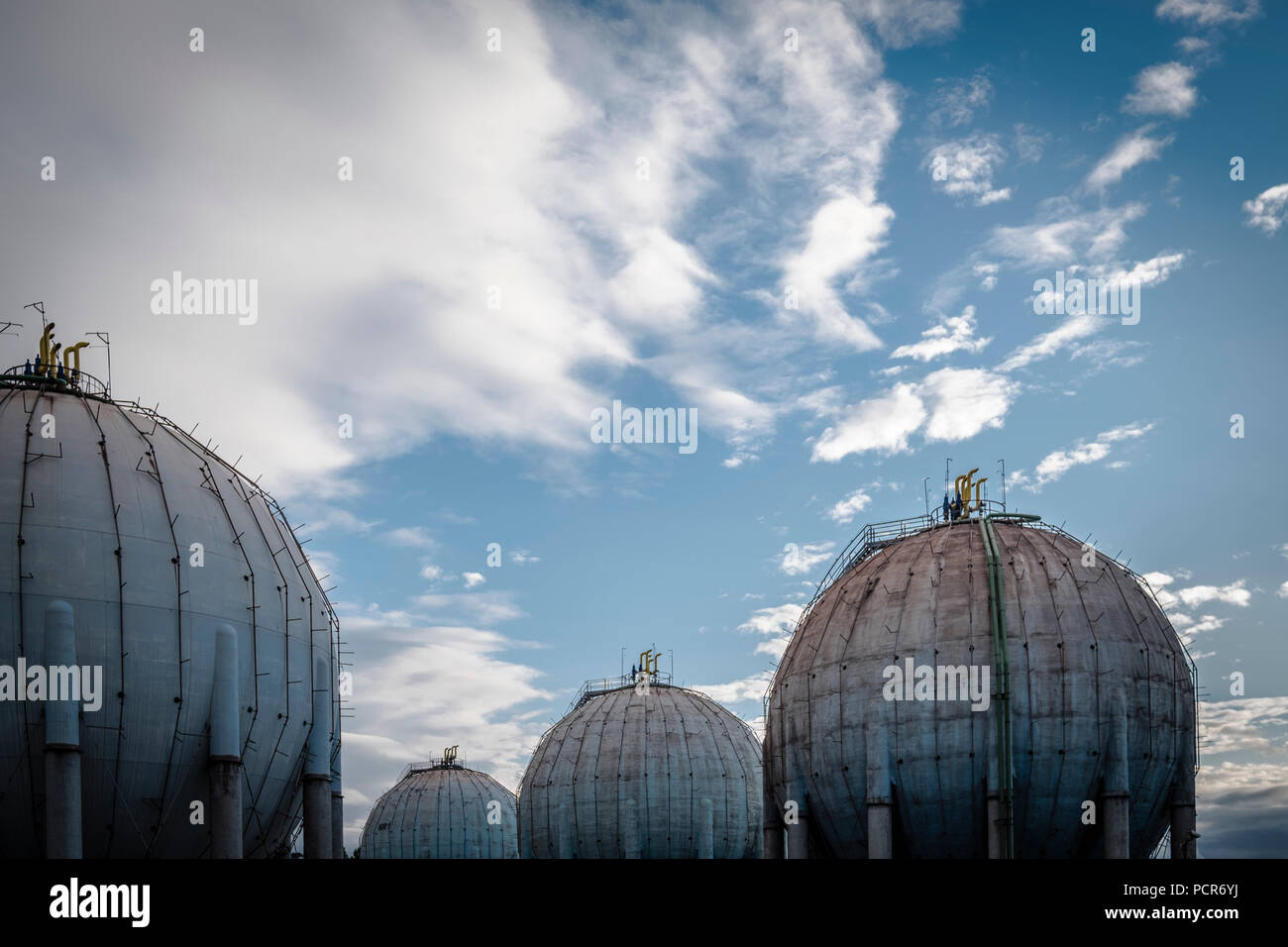 Butane tanks hi-res stock photography and images - Alamy