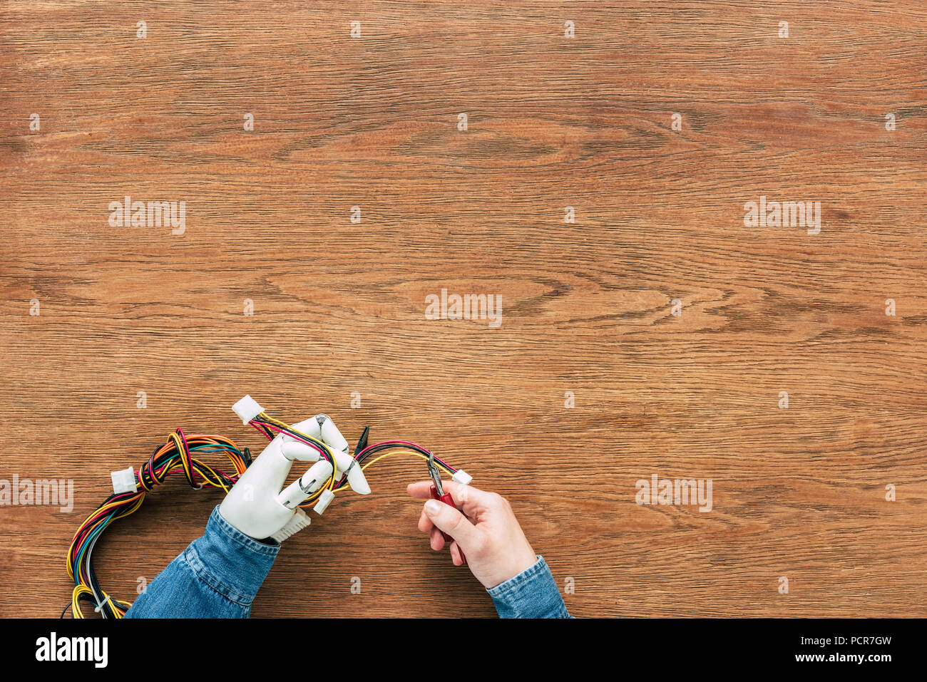 Arm cutting hi-res stock photography and images - Alamy