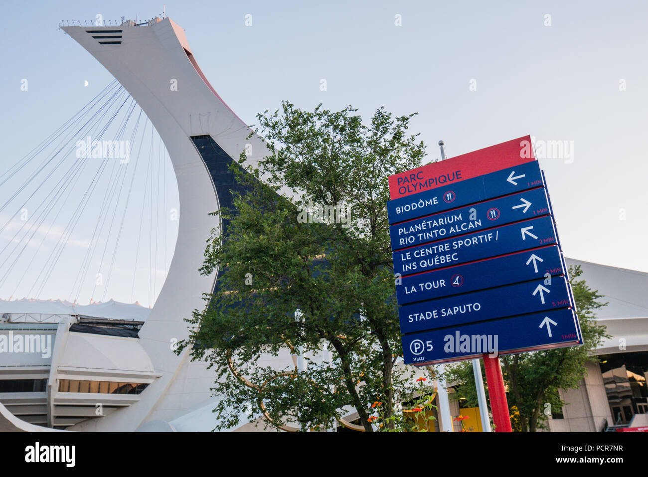 Direction sign stadium hi-res stock photography and images - Alamy