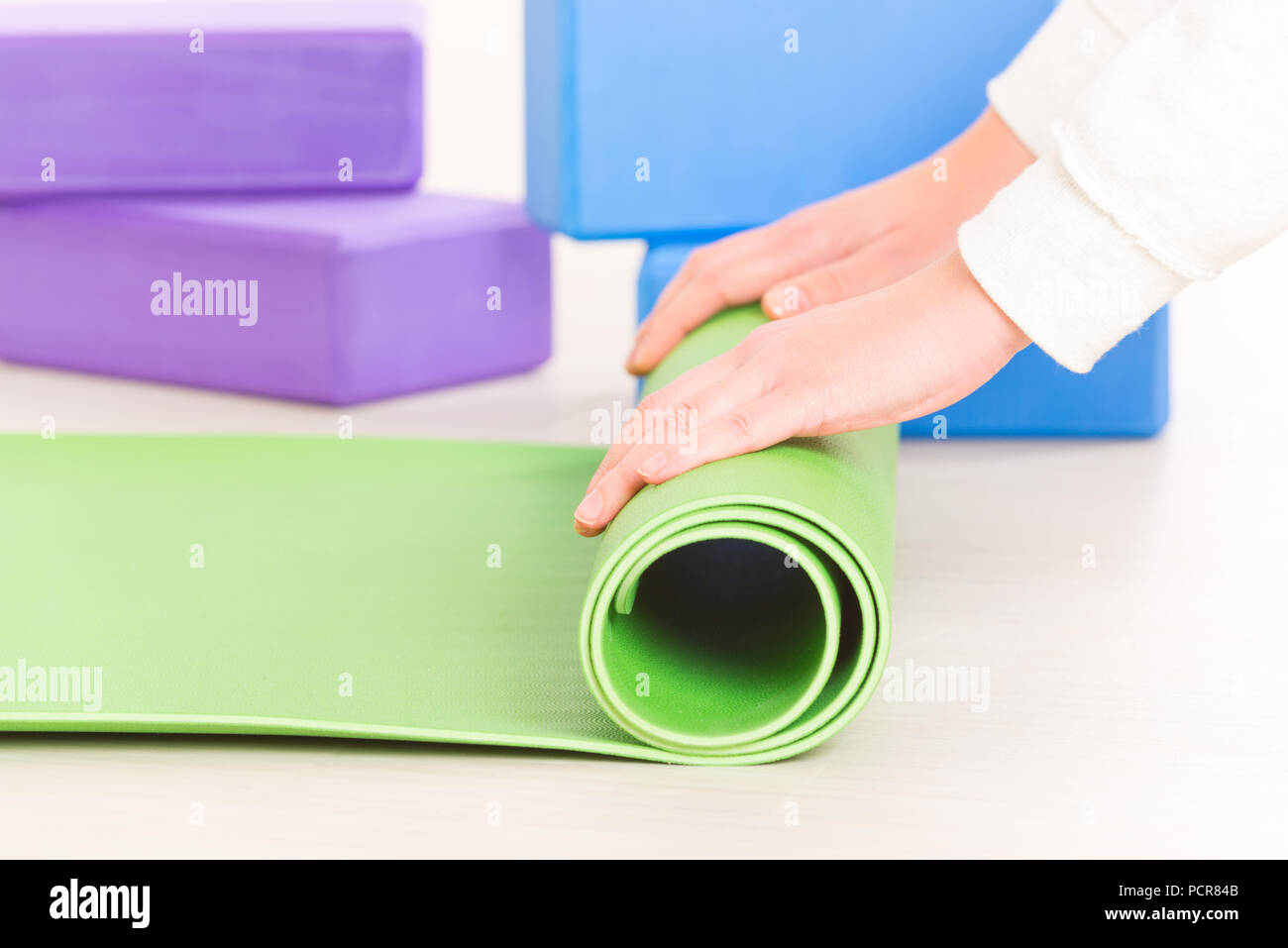 Rolling on the floor hi-res stock photography and images - Alamy