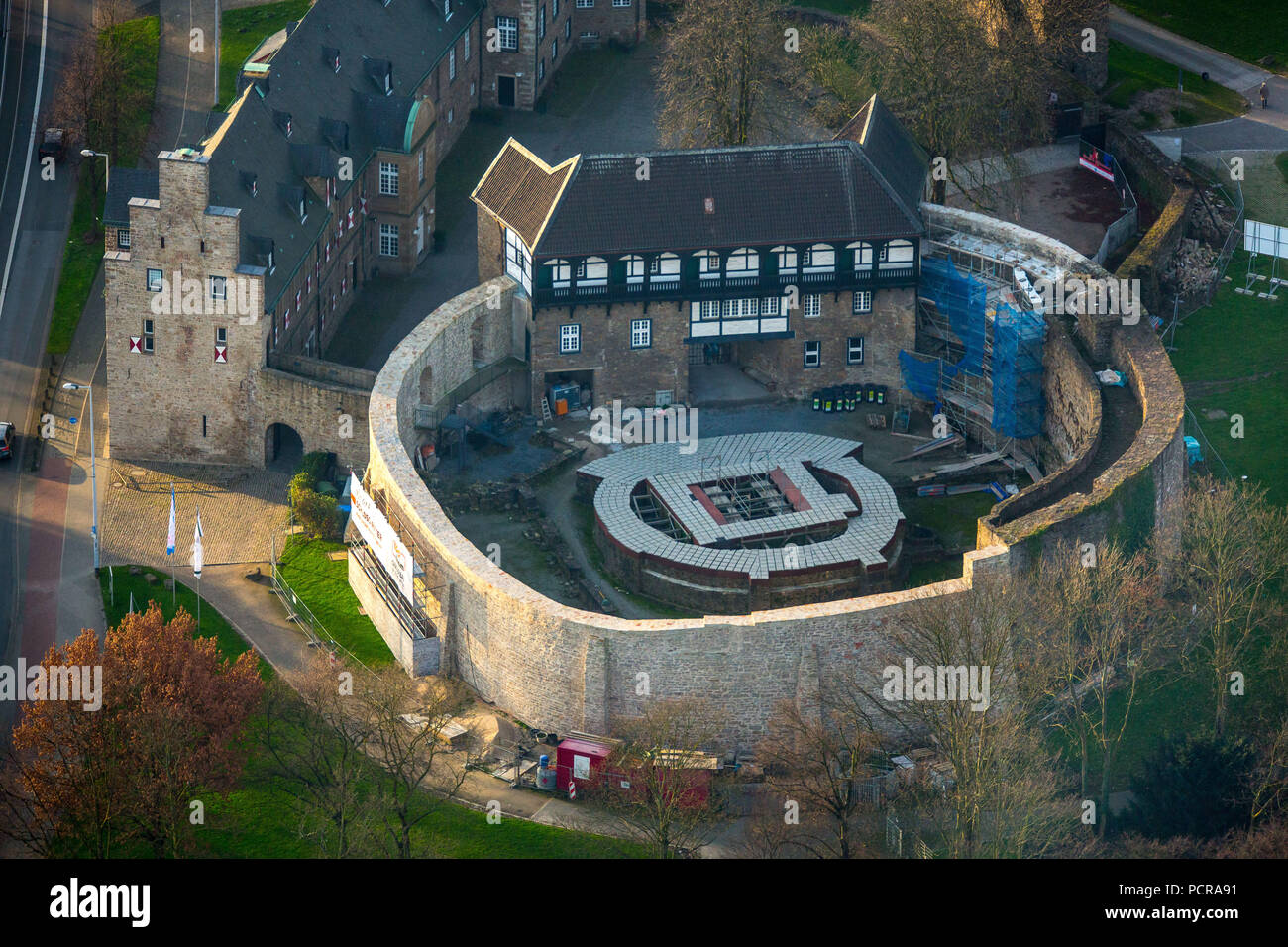 Restoration work at Broich Castle, Broich Castle, Mülheim an der Ruhr ...