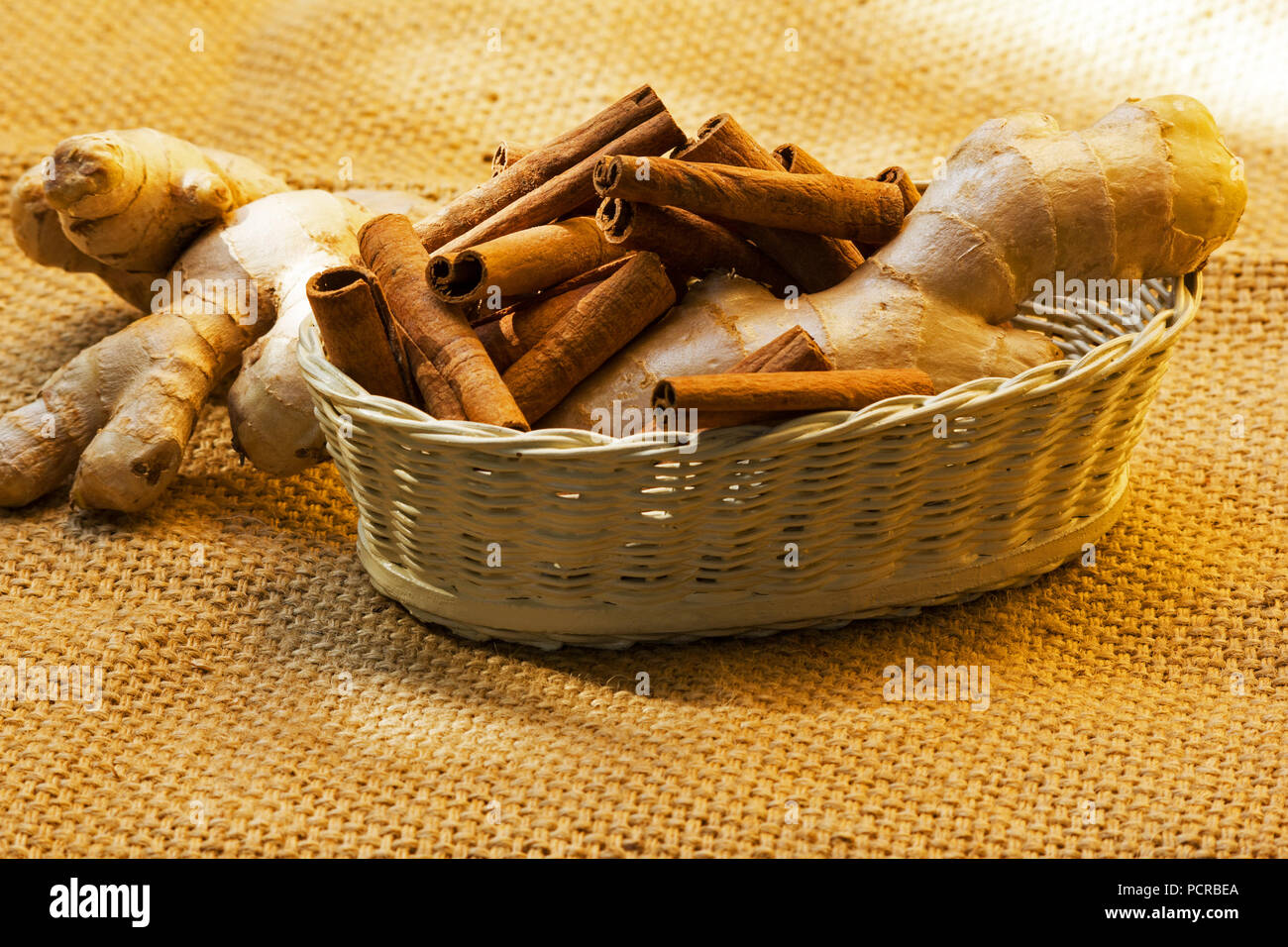 Cinnamon ginger hi-res stock photography and images - Alamy