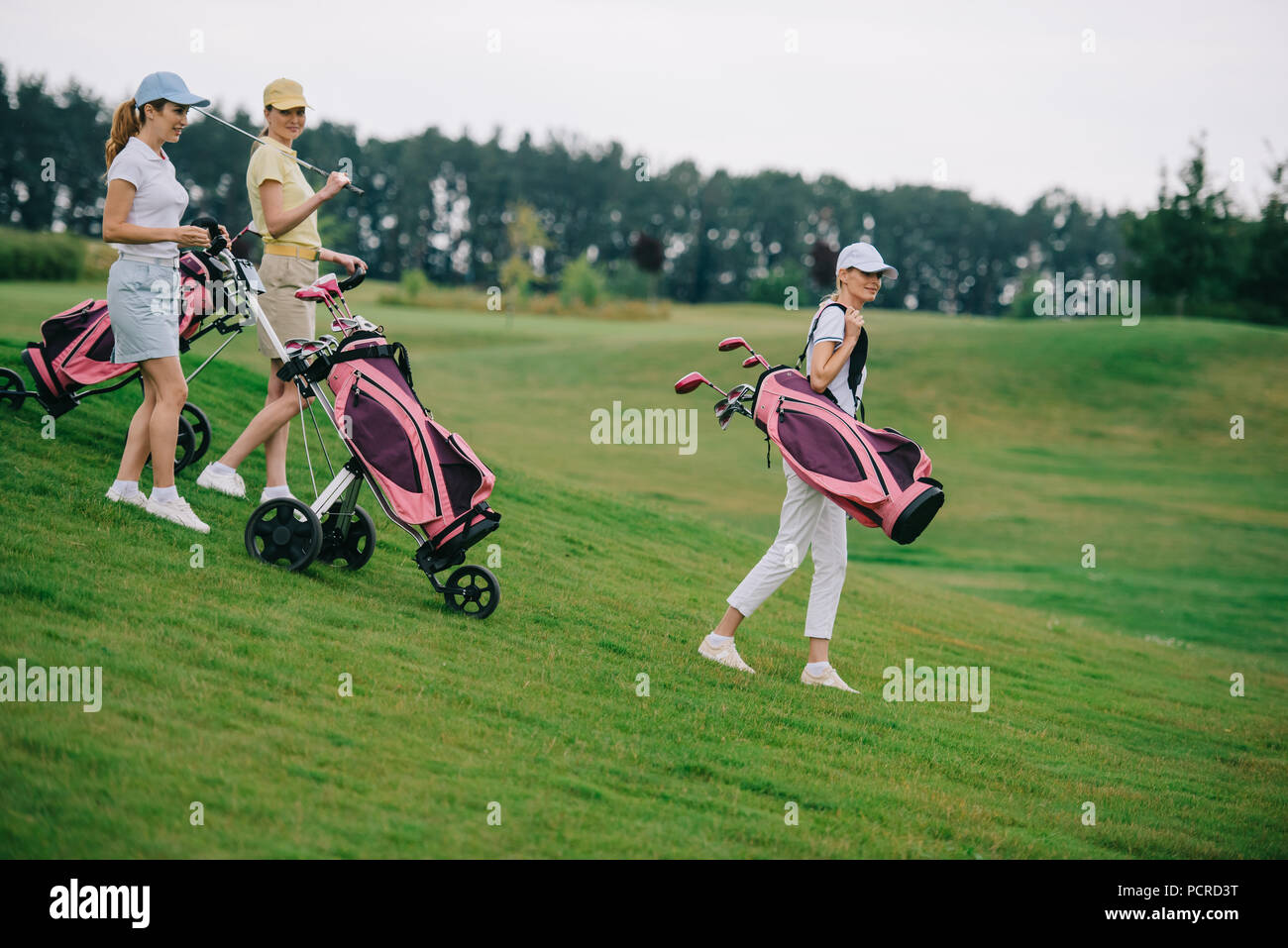Beautiful women of golf hi-res stock photography and images - Alamy