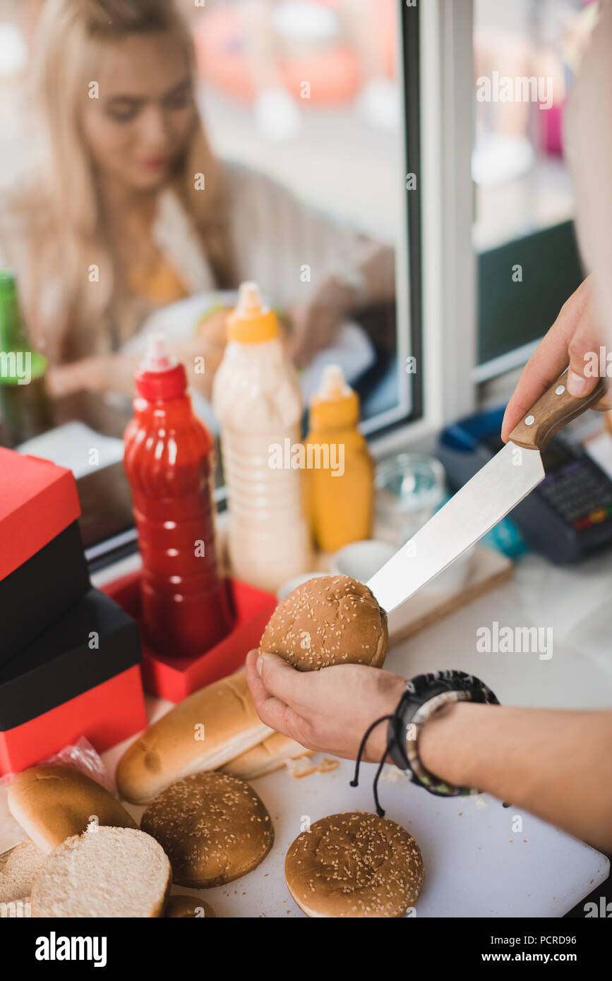 Cutting bun hi-res stock photography and images - Alamy