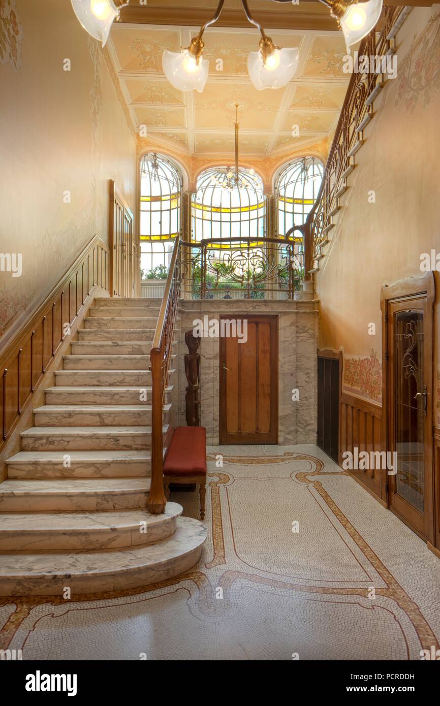Victor horta brussels hotel hi-res stock photography and images - Alamy