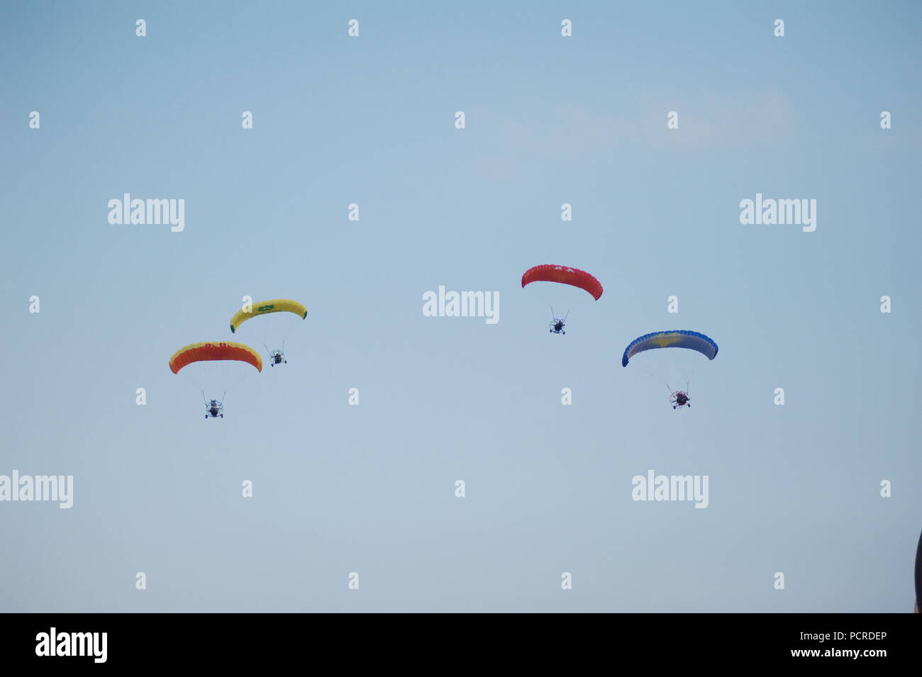 Power glider hi-res stock photography and images - Alamy