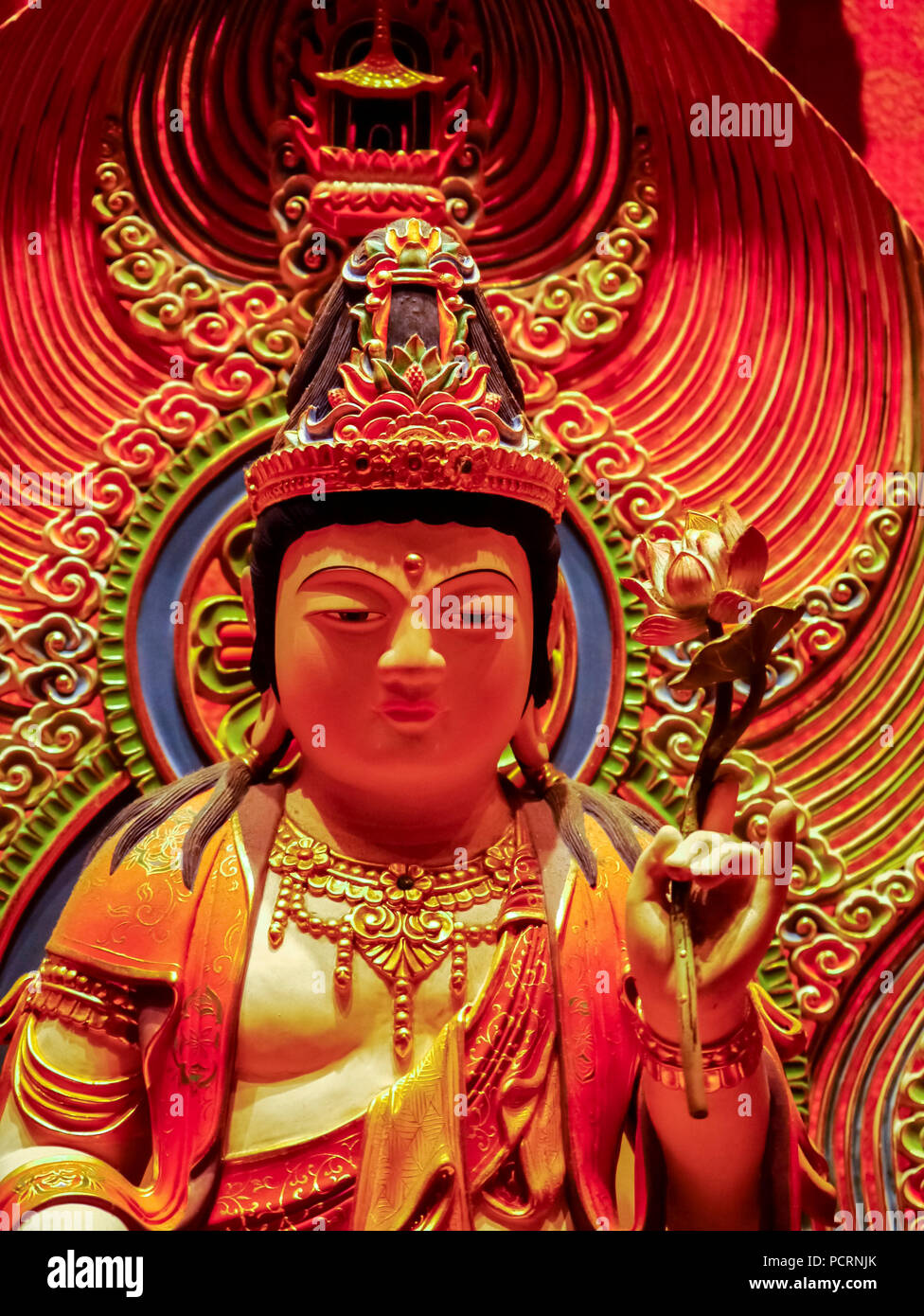Statue in Buddha Tooth Relic Temple, Buddha Tooth Relic Temple, Buddha ...