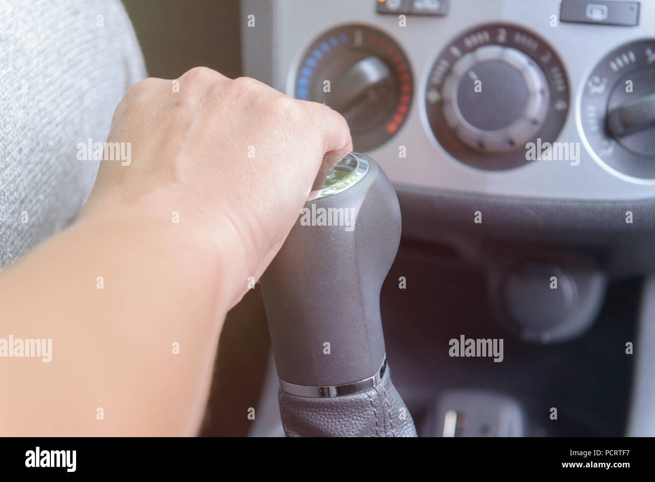 Changing shift hi-res stock photography and images - Alamy