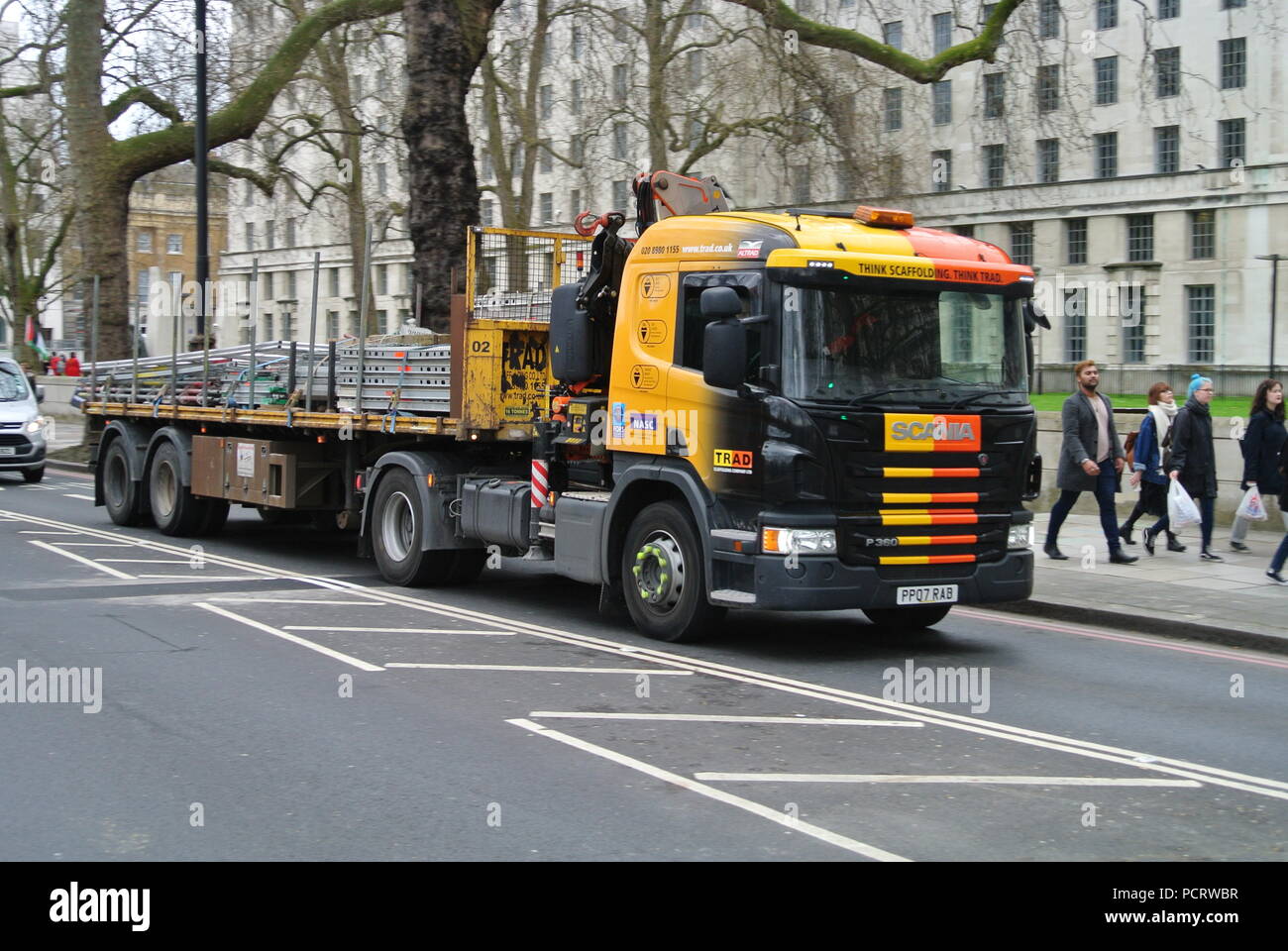 Articulated Lorry High Resolution Stock Photography and Images - Alamy