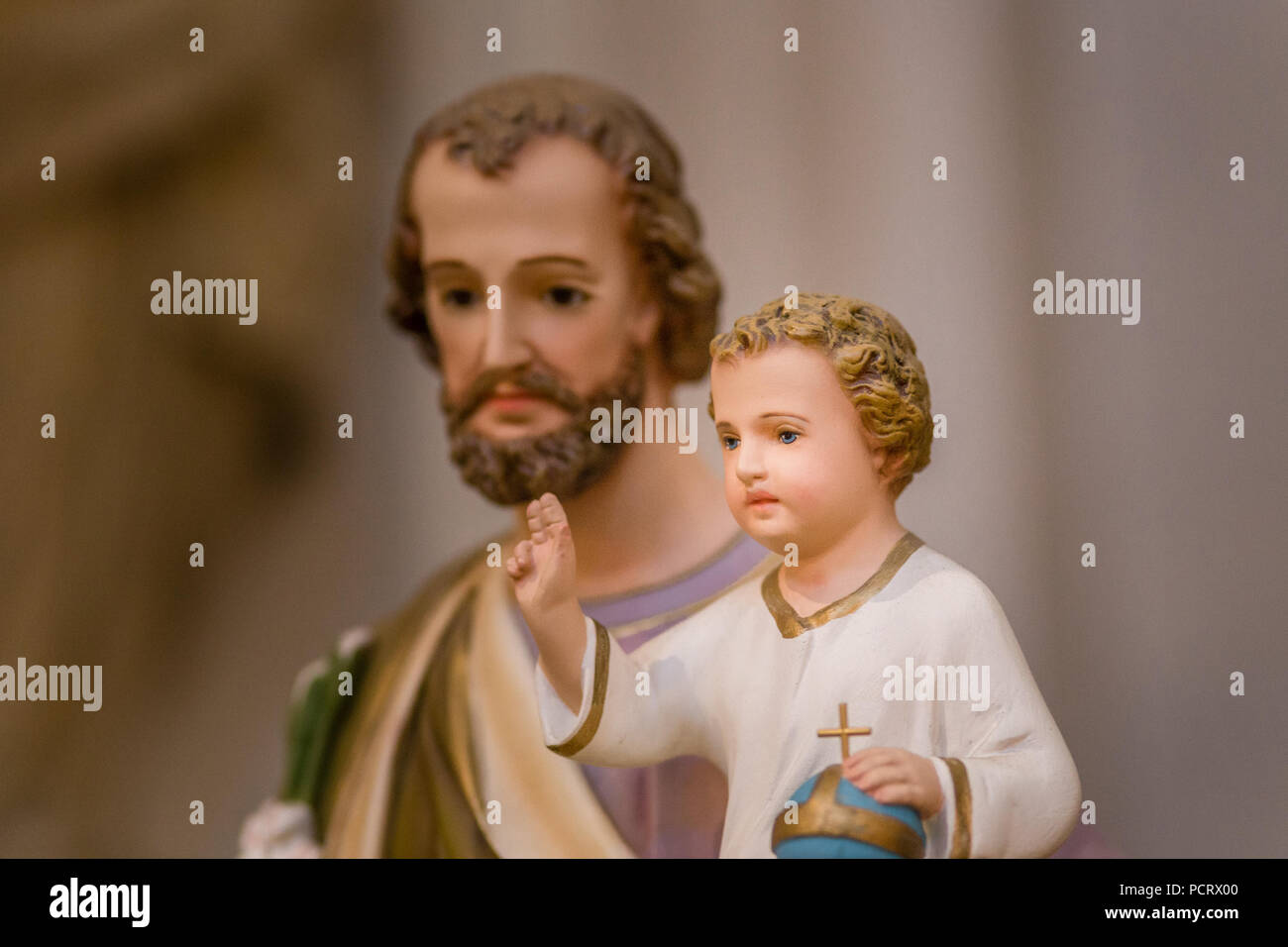 statues of Saint Joseph and Holy Child Jesus Stock Photo - Alamy