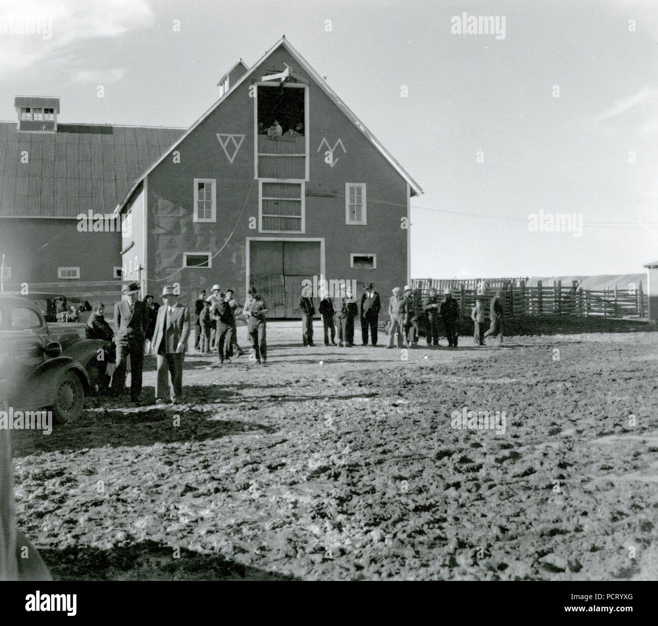 1930s barn hi-res stock photography and images - Alamy