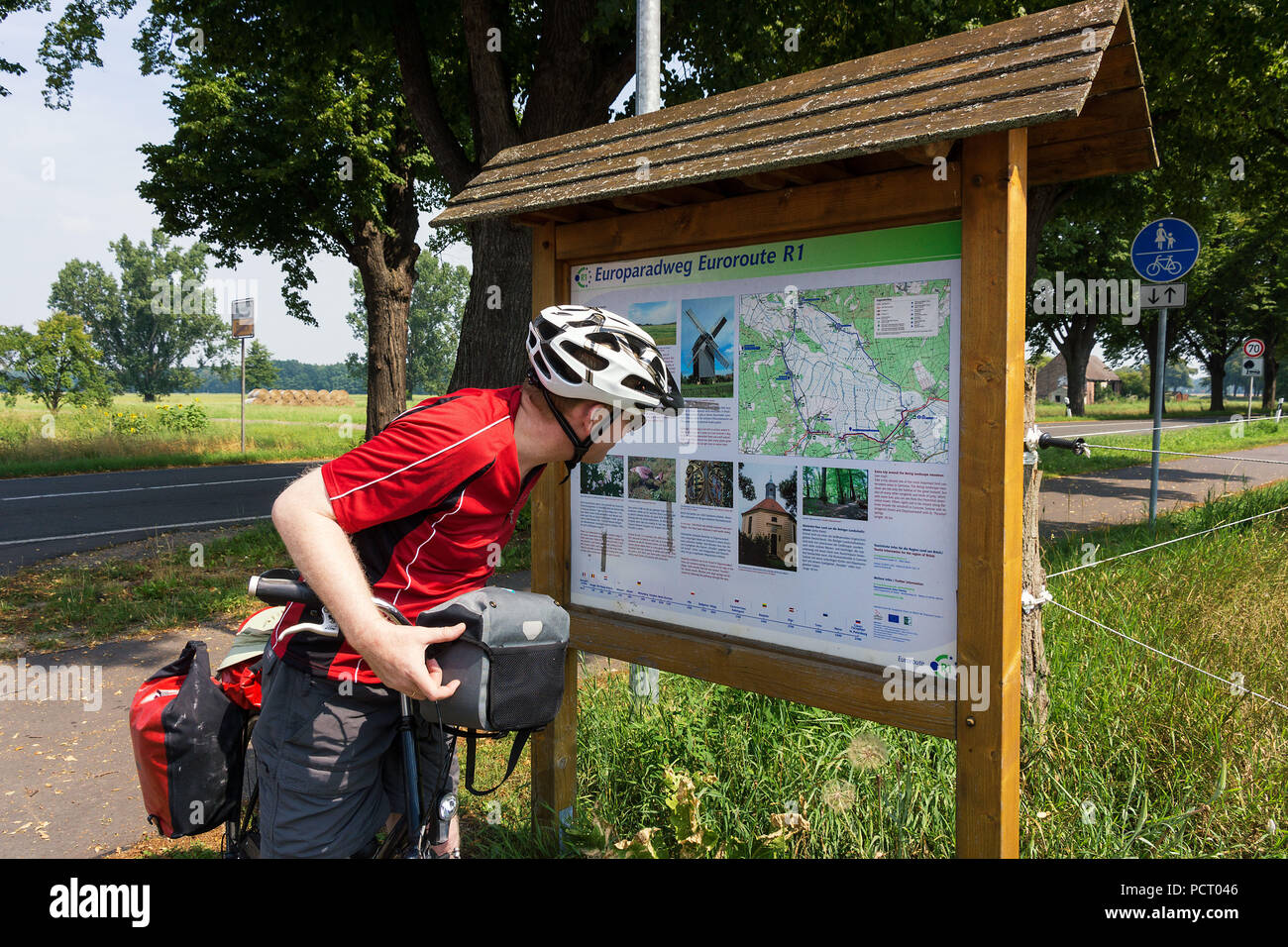 European cycle route R1, signpost, sign, cyclist Stock Photo - Alamy