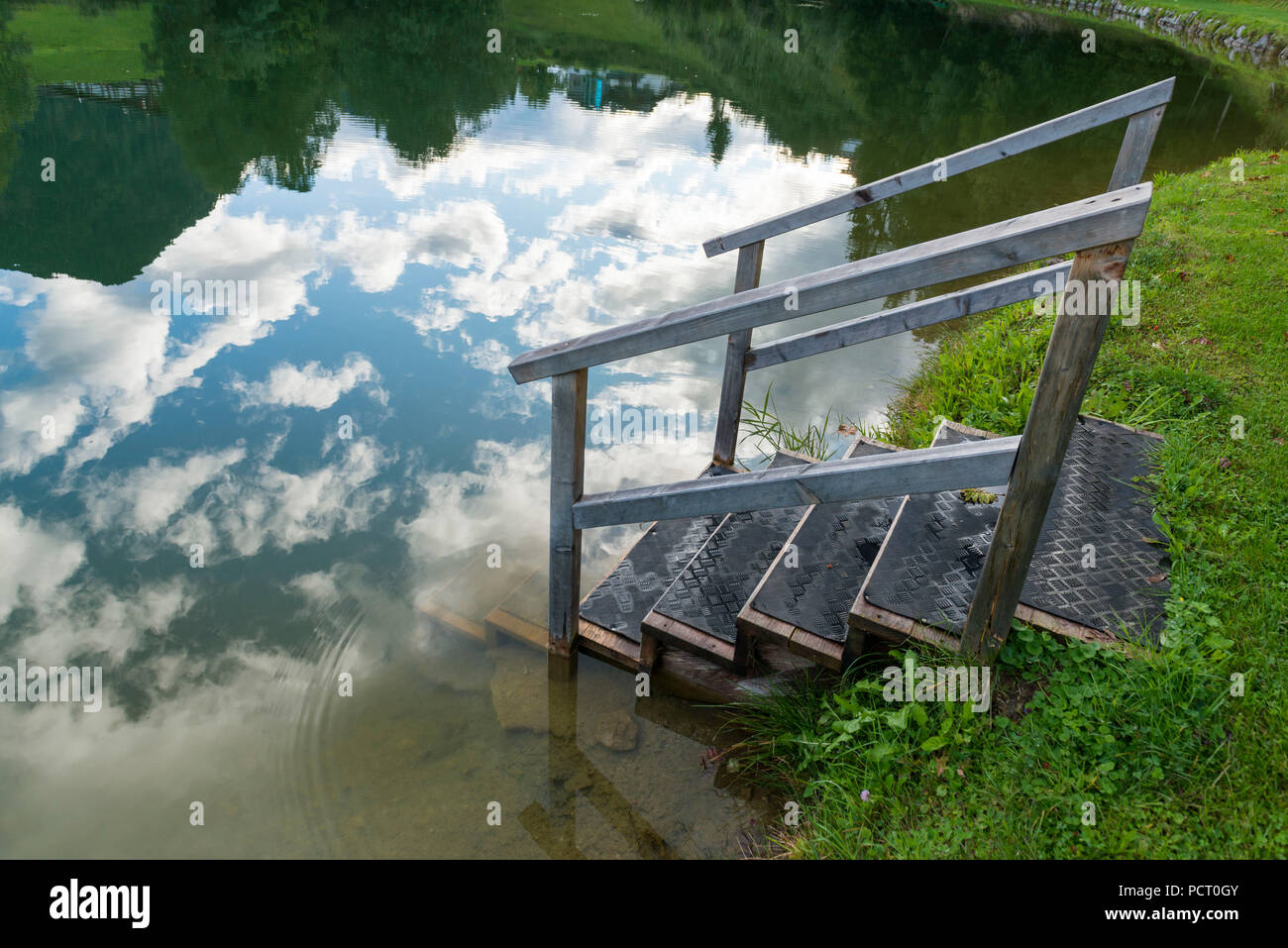 Austria, Tyrol, Alpbach valley, Reith im Alpbachtal, bathing lake ...