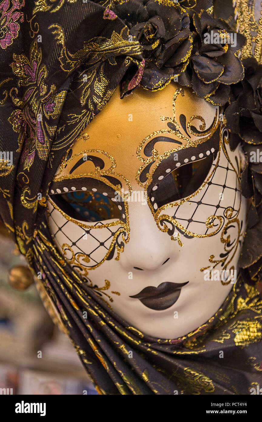 Venetian masks lace hi-res stock photography and images - Alamy