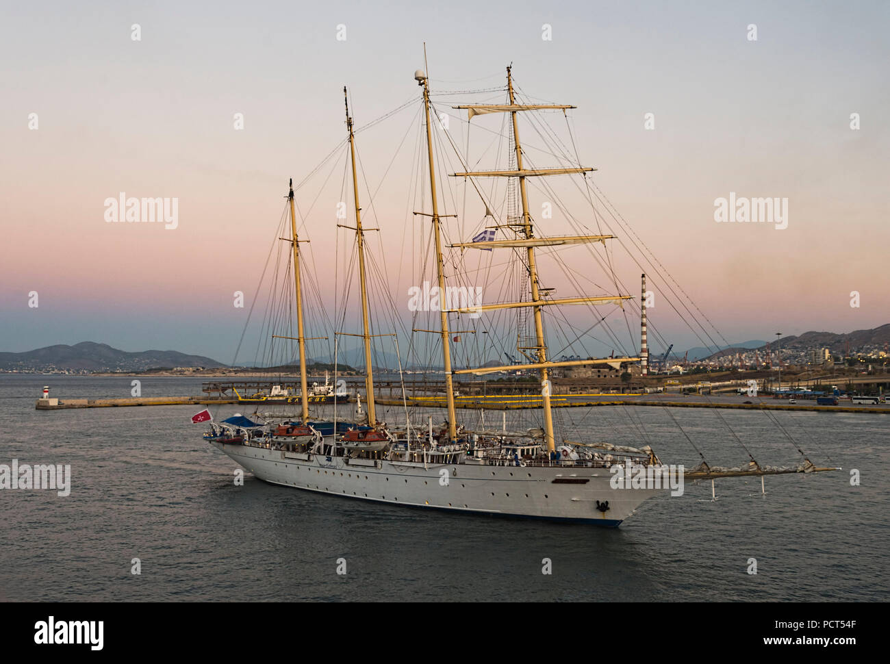 Star clipper hi-res stock photography and images - Alamy