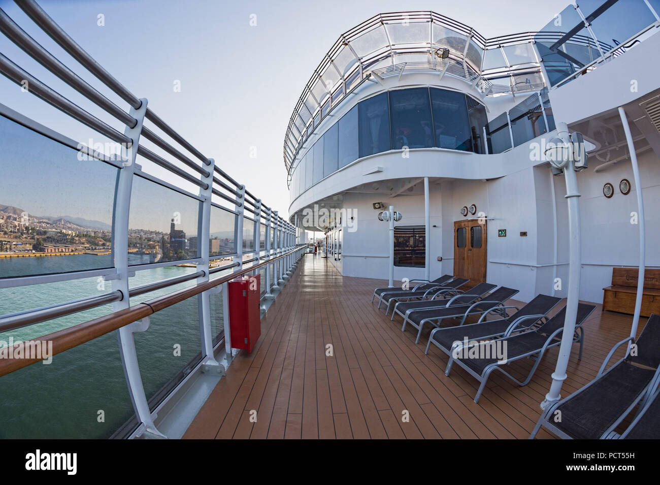 Queen Victoria Cruise Ship deck Stock Photo - Alamy