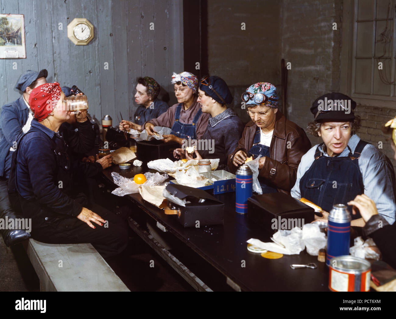 Roundhouse lunchroom hi-res stock photography and images - Alamy