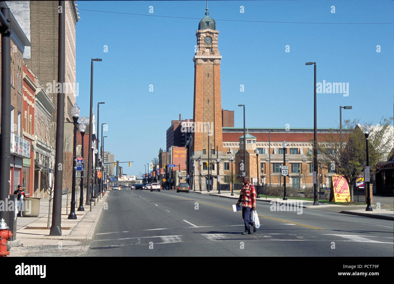 Street scene early 2000s hi-res stock photography and images - Alamy