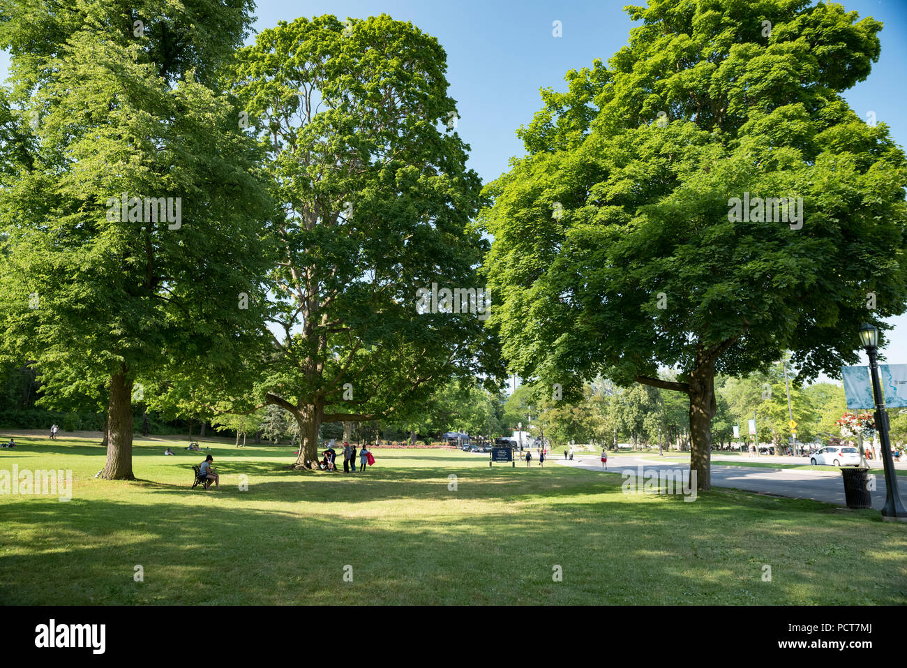 Niagara Falls, Ontario, Canada. Queen Victoria Park and Niagara Parkway ...