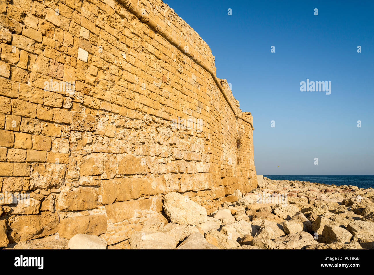 Paphos fortress hi-res stock photography and images - Alamy