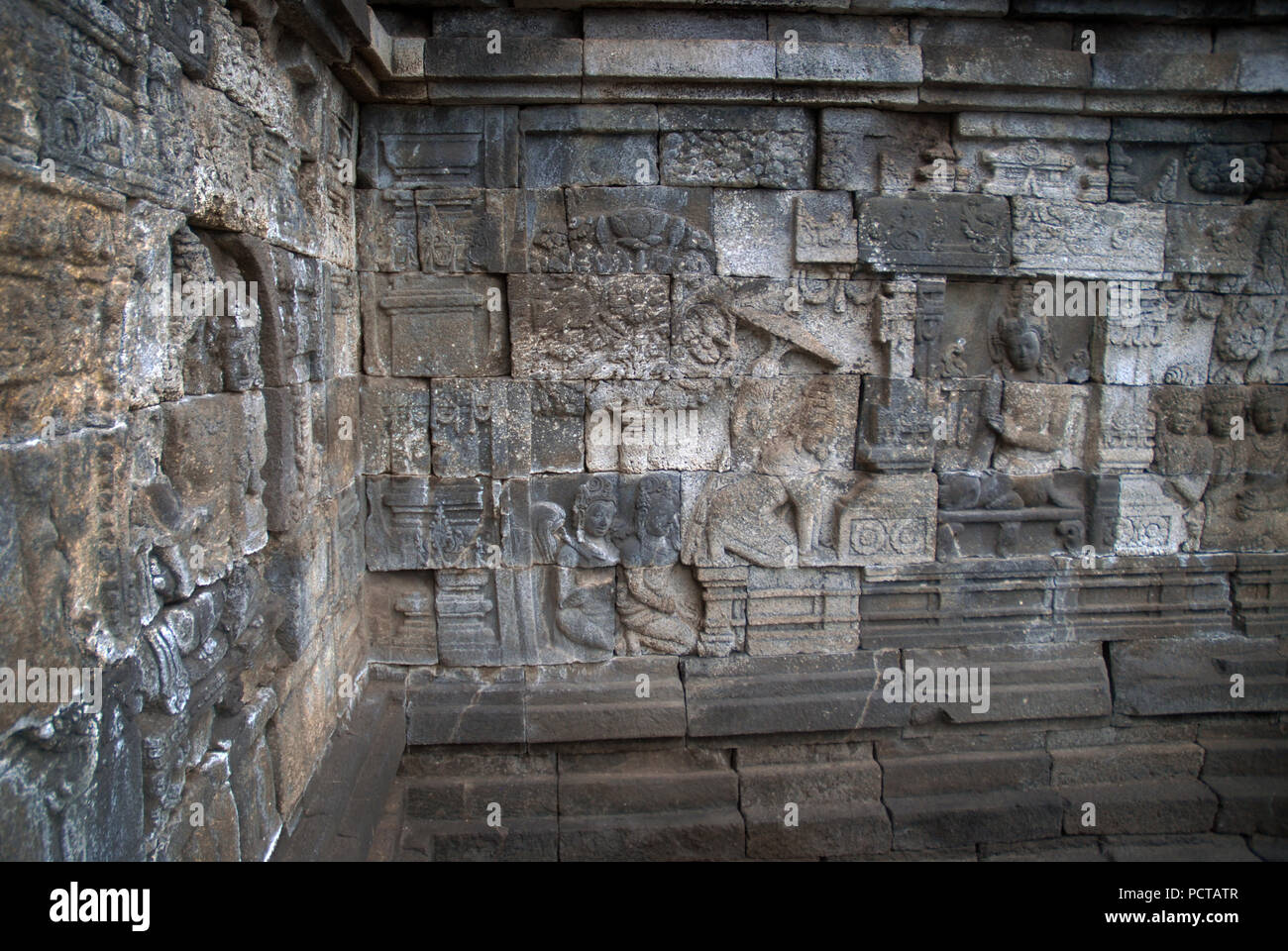 Stone carvings on the walls of Borobudur Temple, Magelang, Jawa Tengah ...