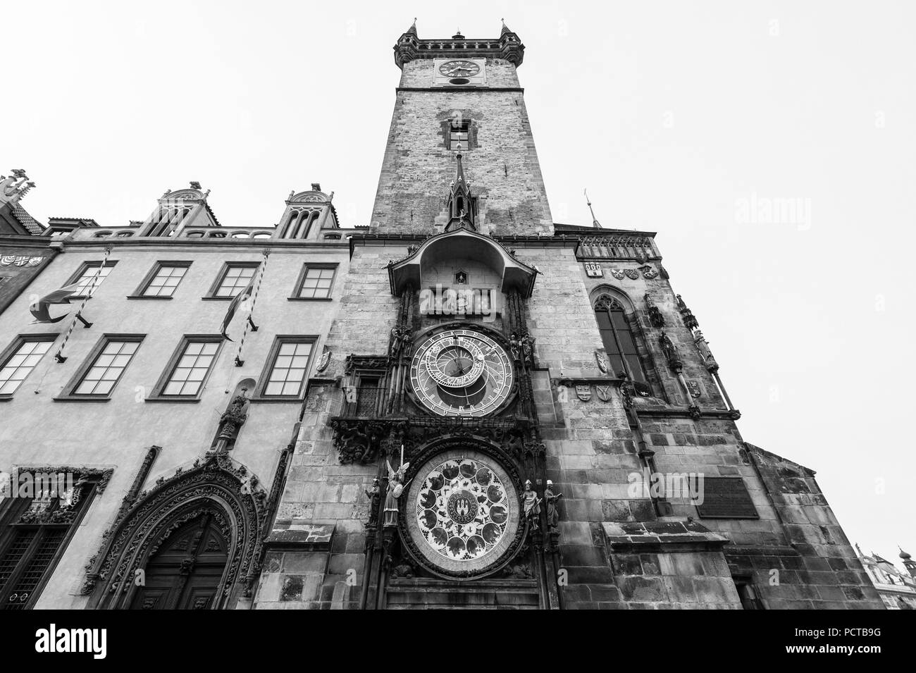 Astrological clock hi-res stock photography and images - Alamy