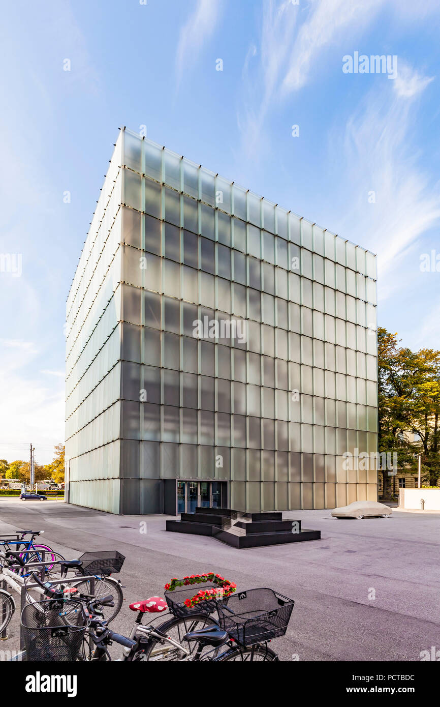 Austria, Vorarlberg, Bregenz, Kunsthaus Bregenz, KUB, art museum ...