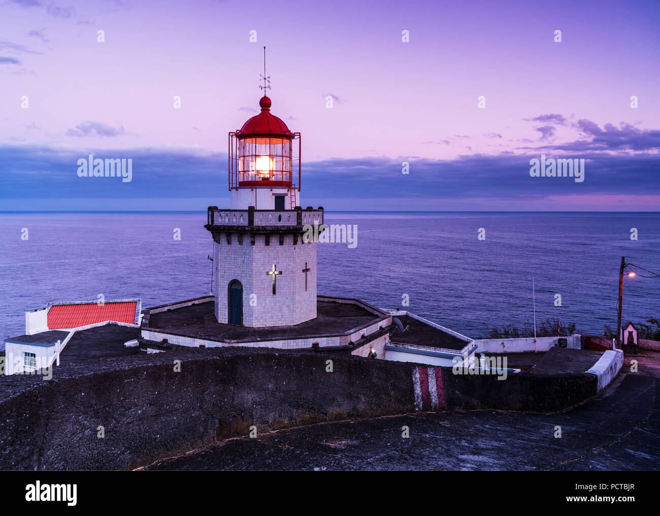 Lighthouse, Ponta do Arnel, Sao Miguel, Azores Stock Photo - Alamy