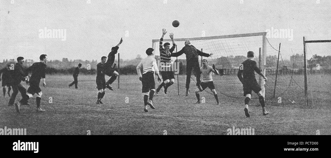 Allblacks playing football 1905 Stock Photo - Alamy