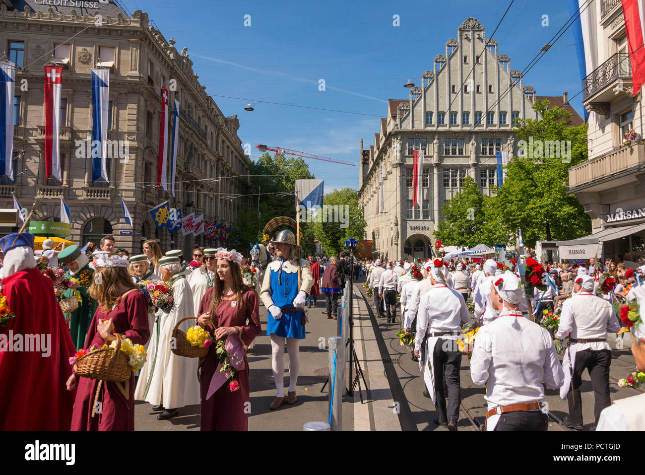 Guild members on the parade of guilds, Spring Festival 'Sechseläuten ...
