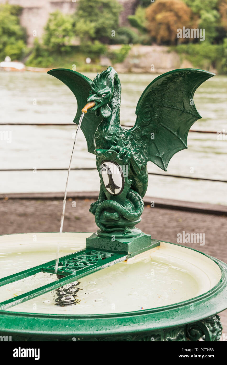 Path into town hi-res stock photography and images - Alamy