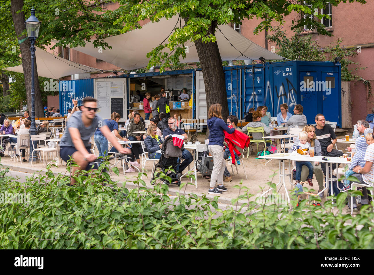 Kiosk Buvette Rhyschänzli on the banks of River Rhine in Kleinbasel ...