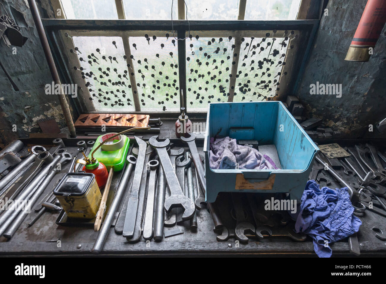 Tool in swiss nail factory hi-res stock photography and images - Alamy