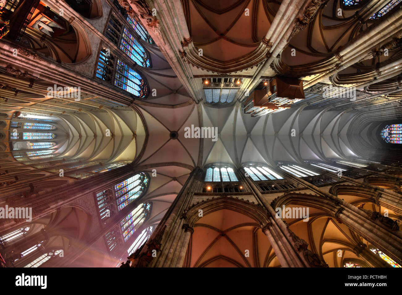 Vault ceiling of the cathedral hi-res stock photography and images - Alamy