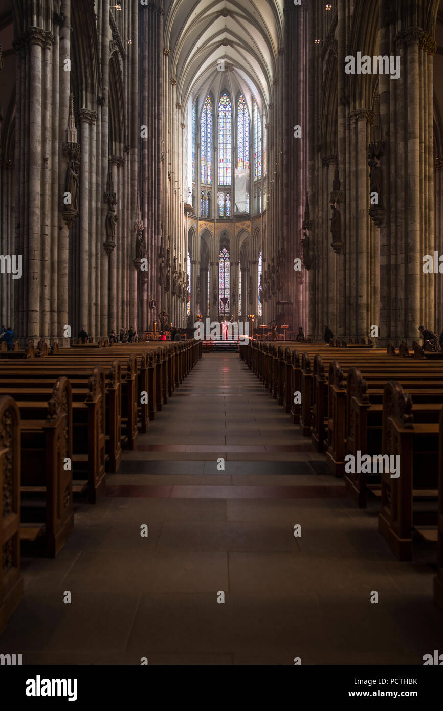 Cologne cathedral interior altar hi-res stock photography and images ...