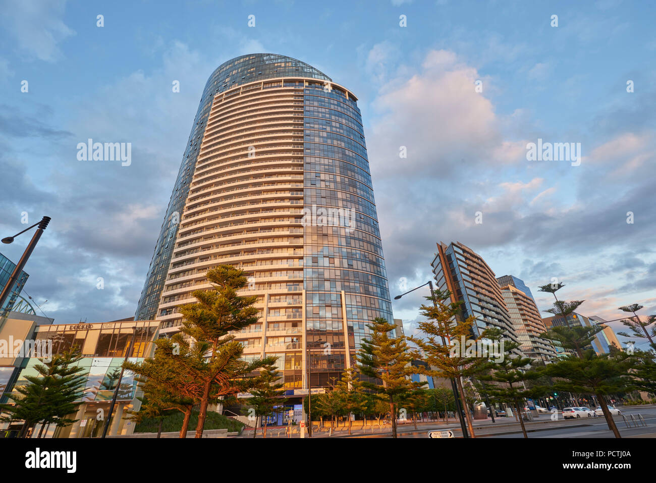 Landscape, Docklands, Waterfront at Sunset, Melbourne, Victoria ...
