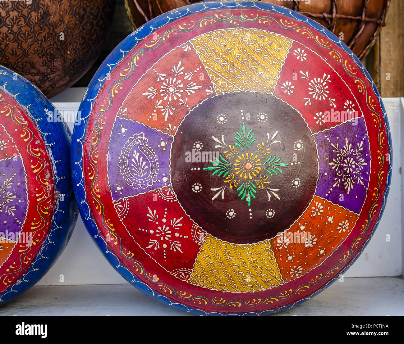 Traditional arabic style artwork on pottery. From Muscat, Oman Stock ...