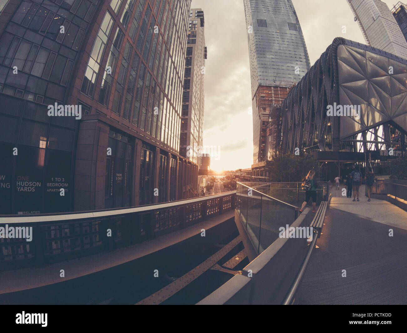 high line in nyc Stock Photo - Alamy