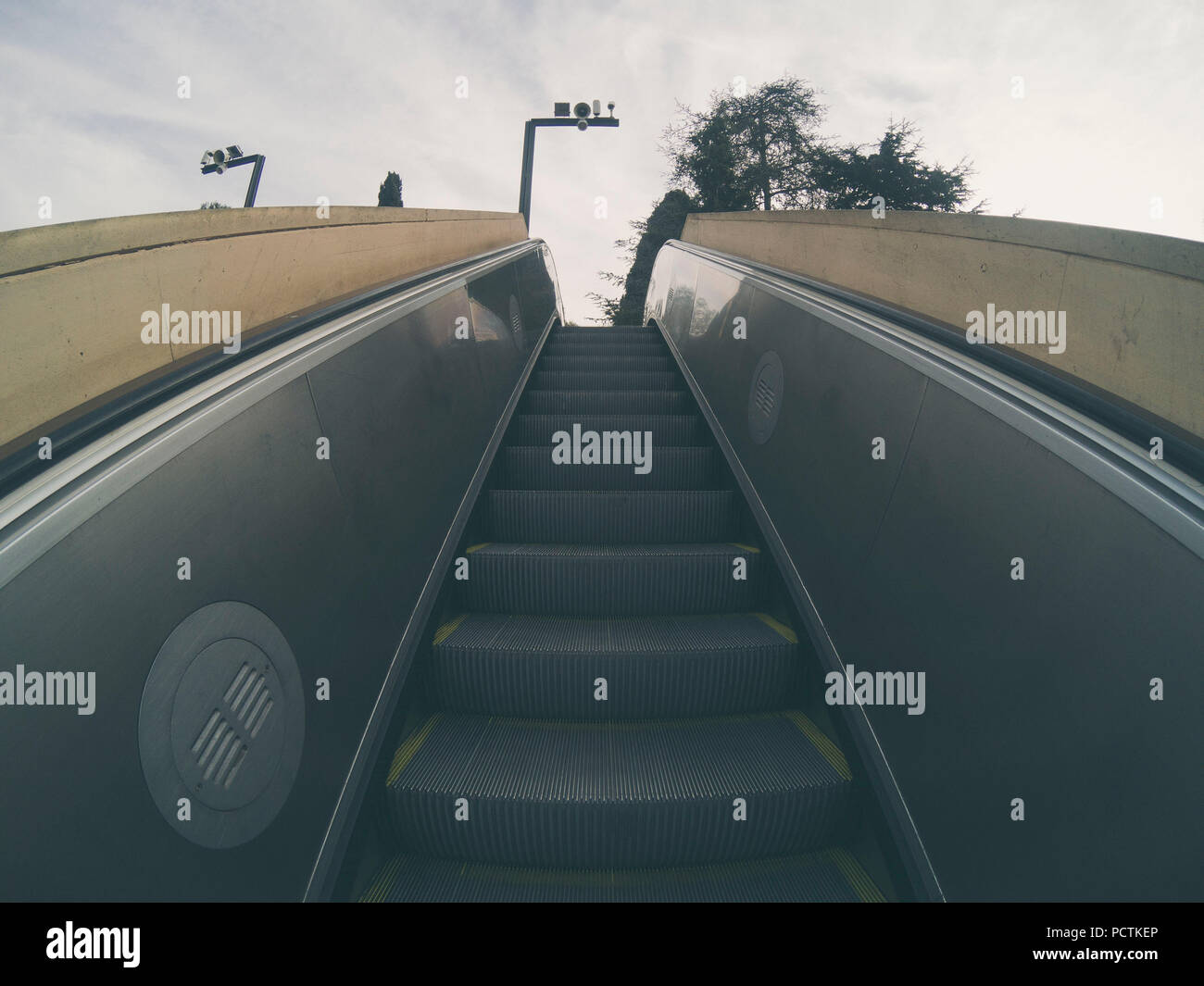 Outdoor escalator spain hi-res stock photography and images - Alamy