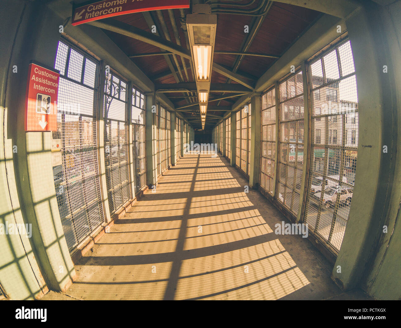 brooklyn subway nyc Stock Photo - Alamy