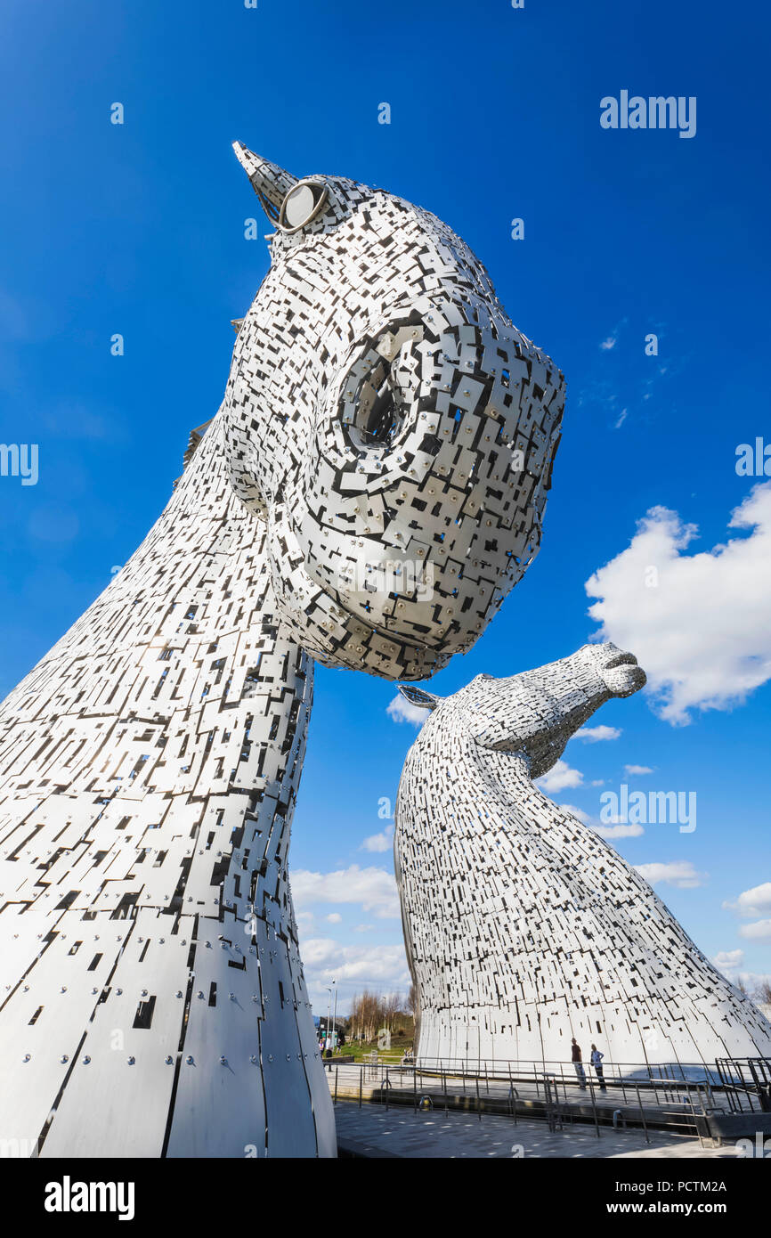 The kelpies helix park hi-res stock photography and images - Alamy
