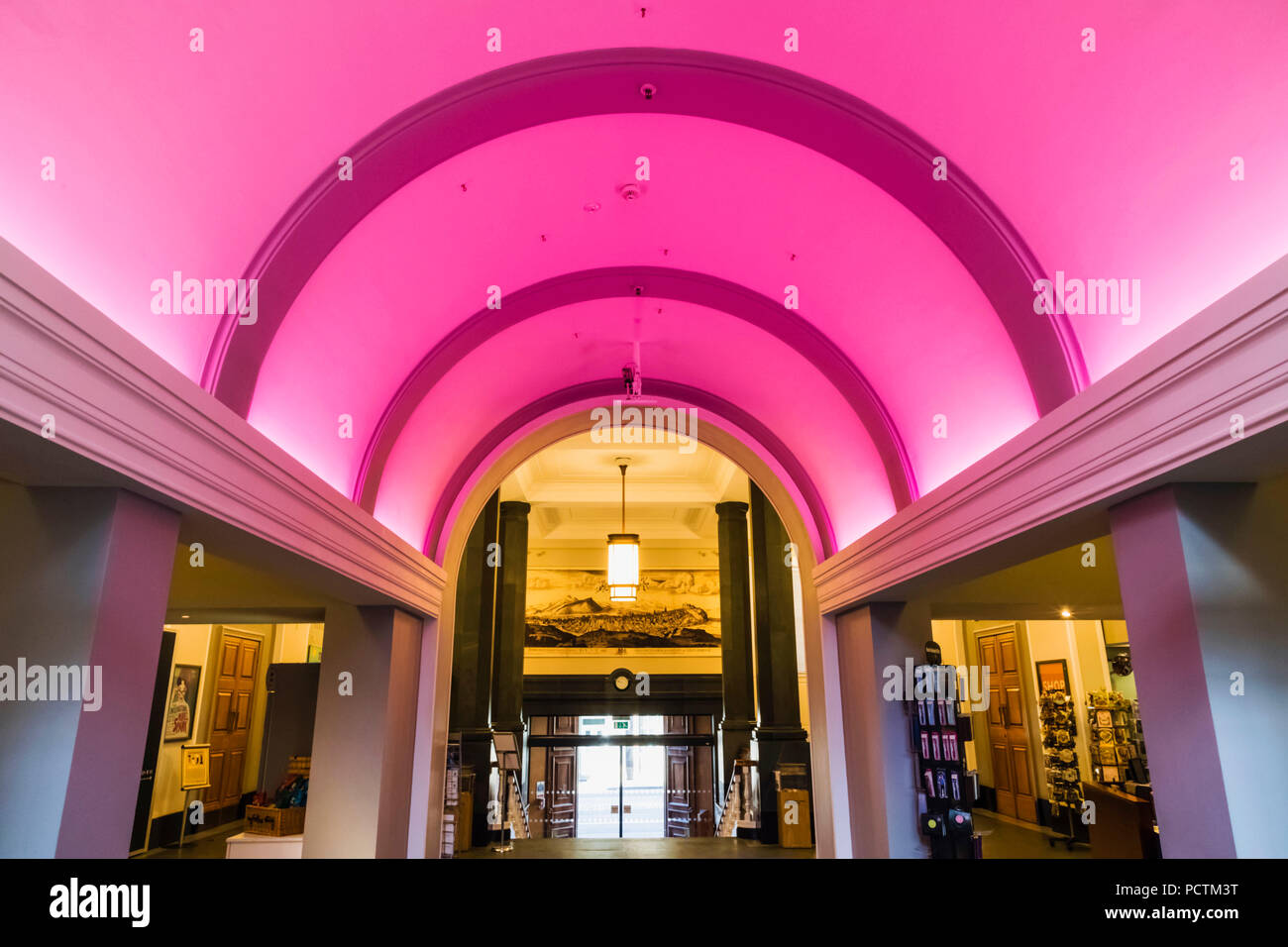 Scottish libraries hi-res stock photography and images - Alamy