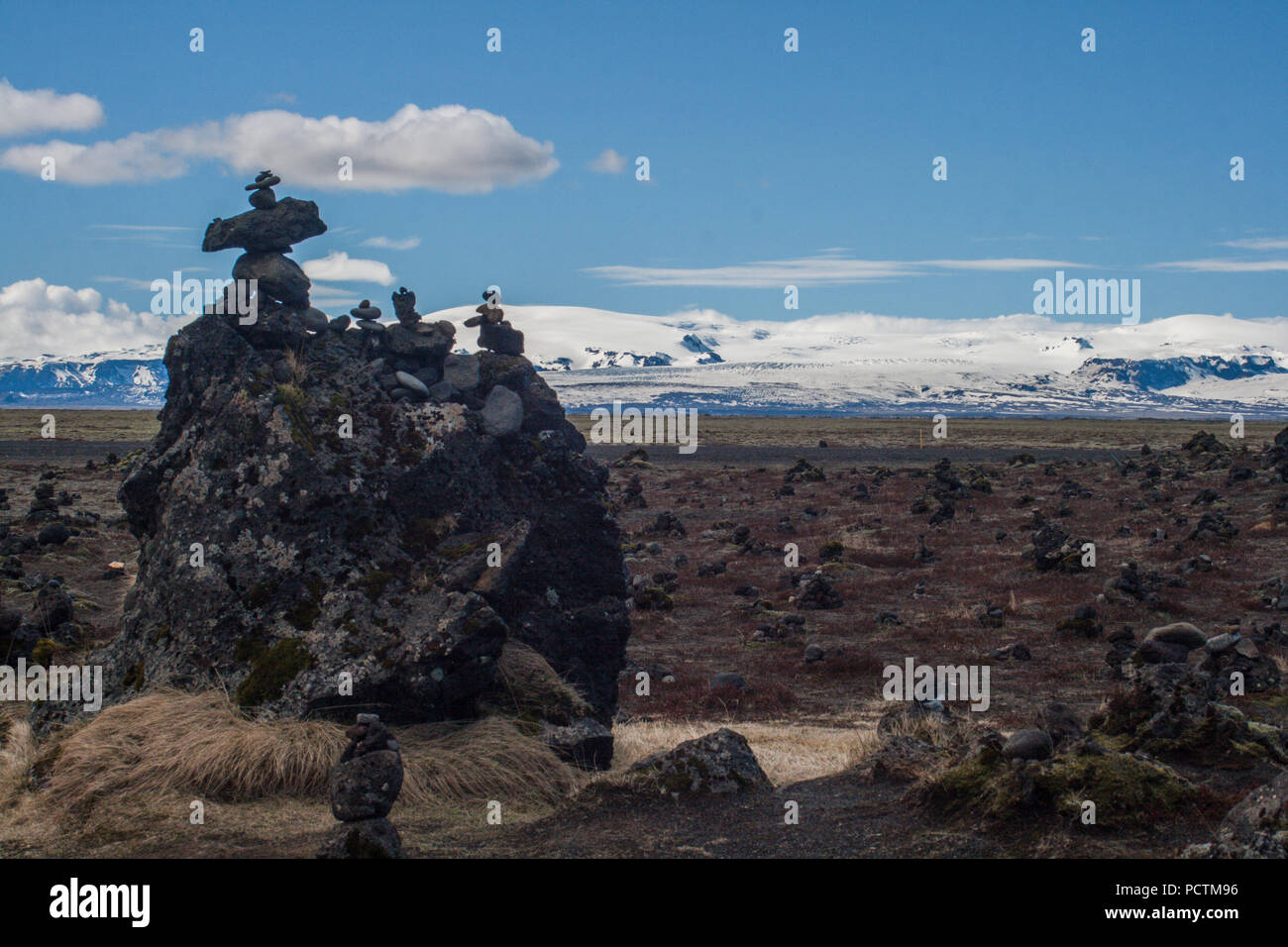 Ocean and rocky islands. Iceland landscape beach Stock Photo - Alamy