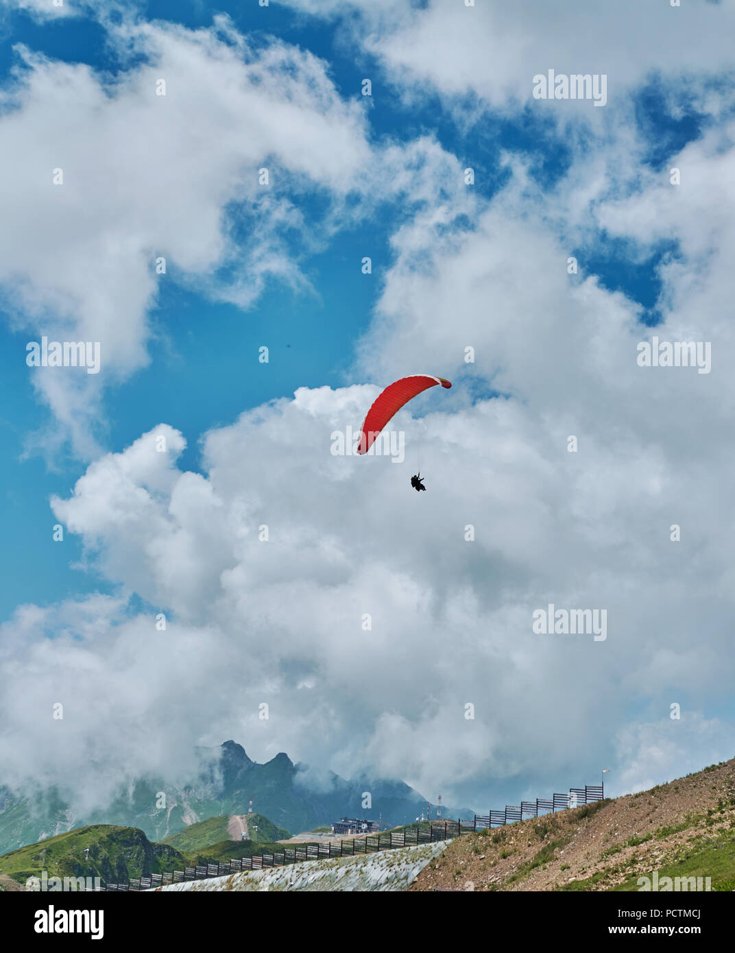Skydiver flying over water hi-res stock photography and images - Alamy