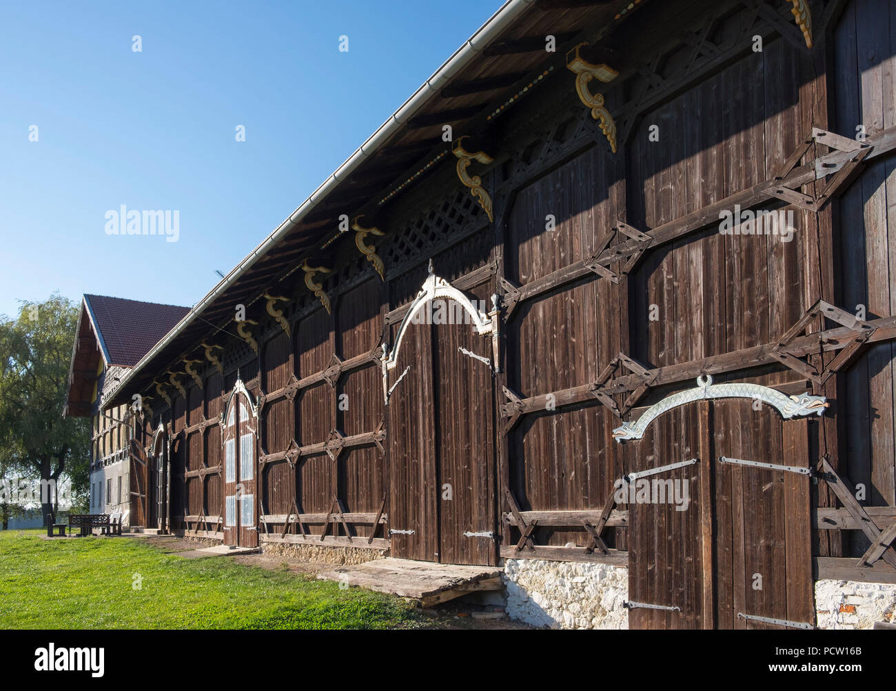 Palling hi-res stock photography and images - Alamy