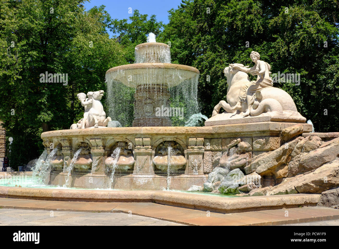 Lenbachplatz hi-res stock photography and images - Alamy