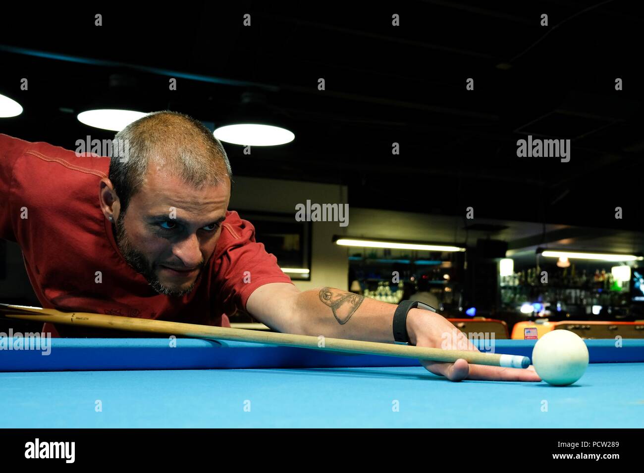 Pool hall and bar hi-res stock photography and images - Alamy