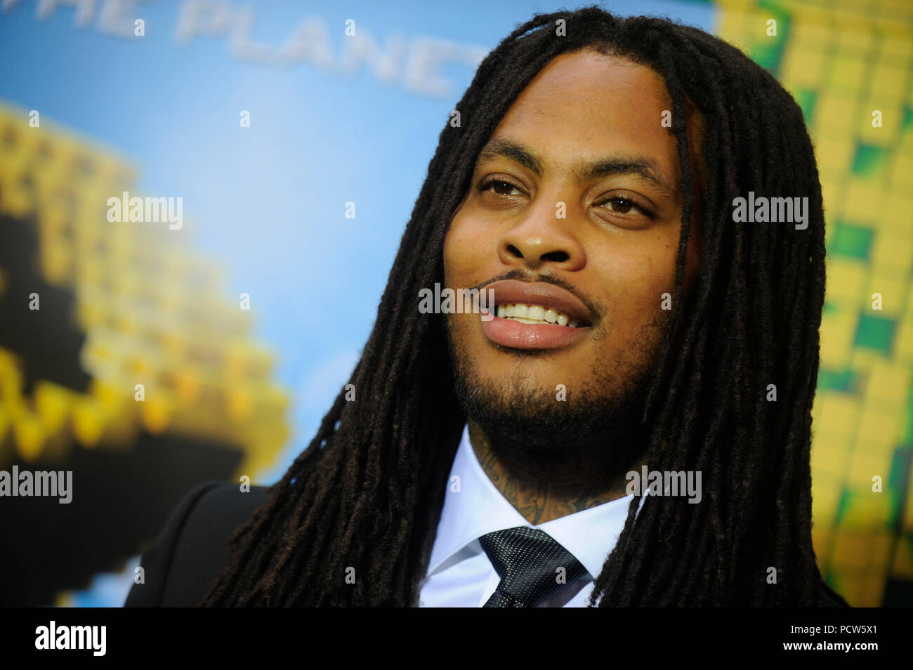 NEW YORK, NY - JULY 18: Actors Ashley Benson, Josh Gad, Peter Dinklage ...